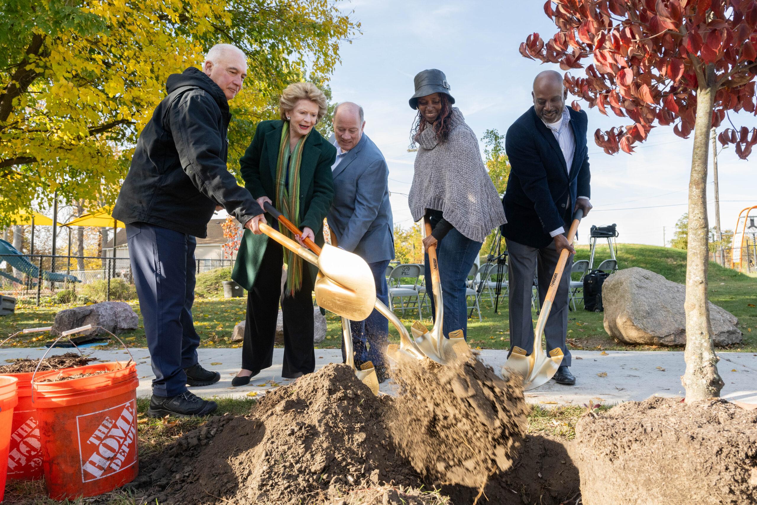 Blight to beauty: Detroit Tree Equity Partnership plants 25,000 trees ...