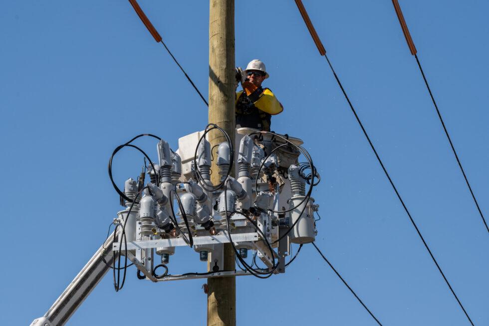 DTE smart grid tech helping prevent power outages in 2024 - Empowering ...