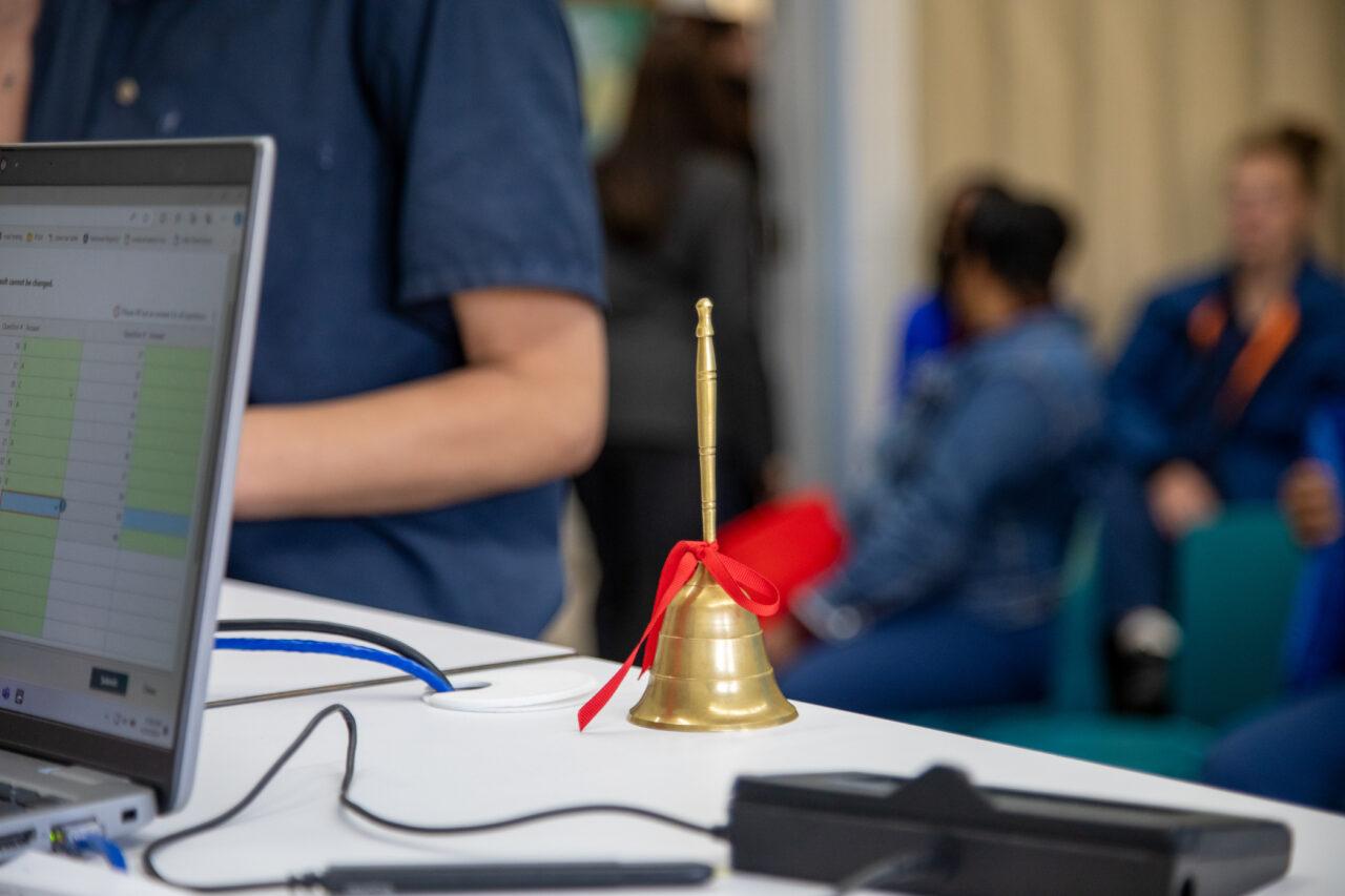 DTE employees help returning citizens restore their driving licenses ...