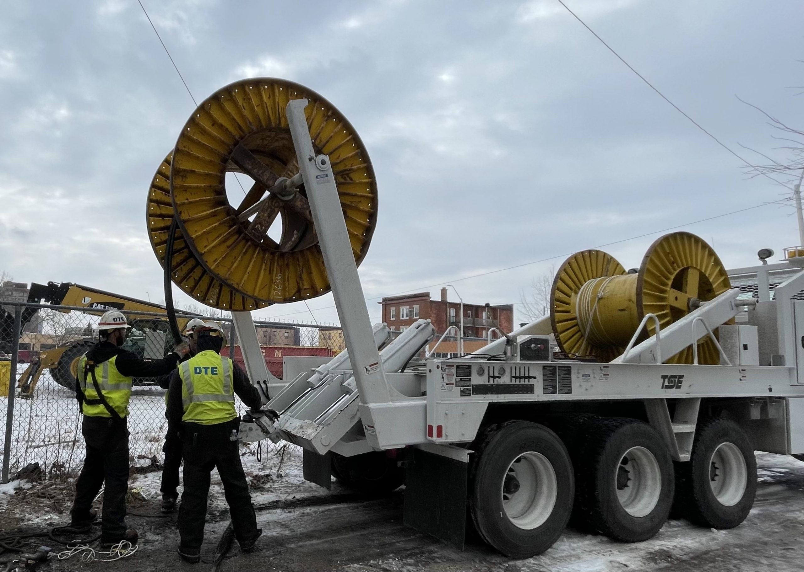 DTE crew continues upgrading underground systems in Detroit to maintain ...