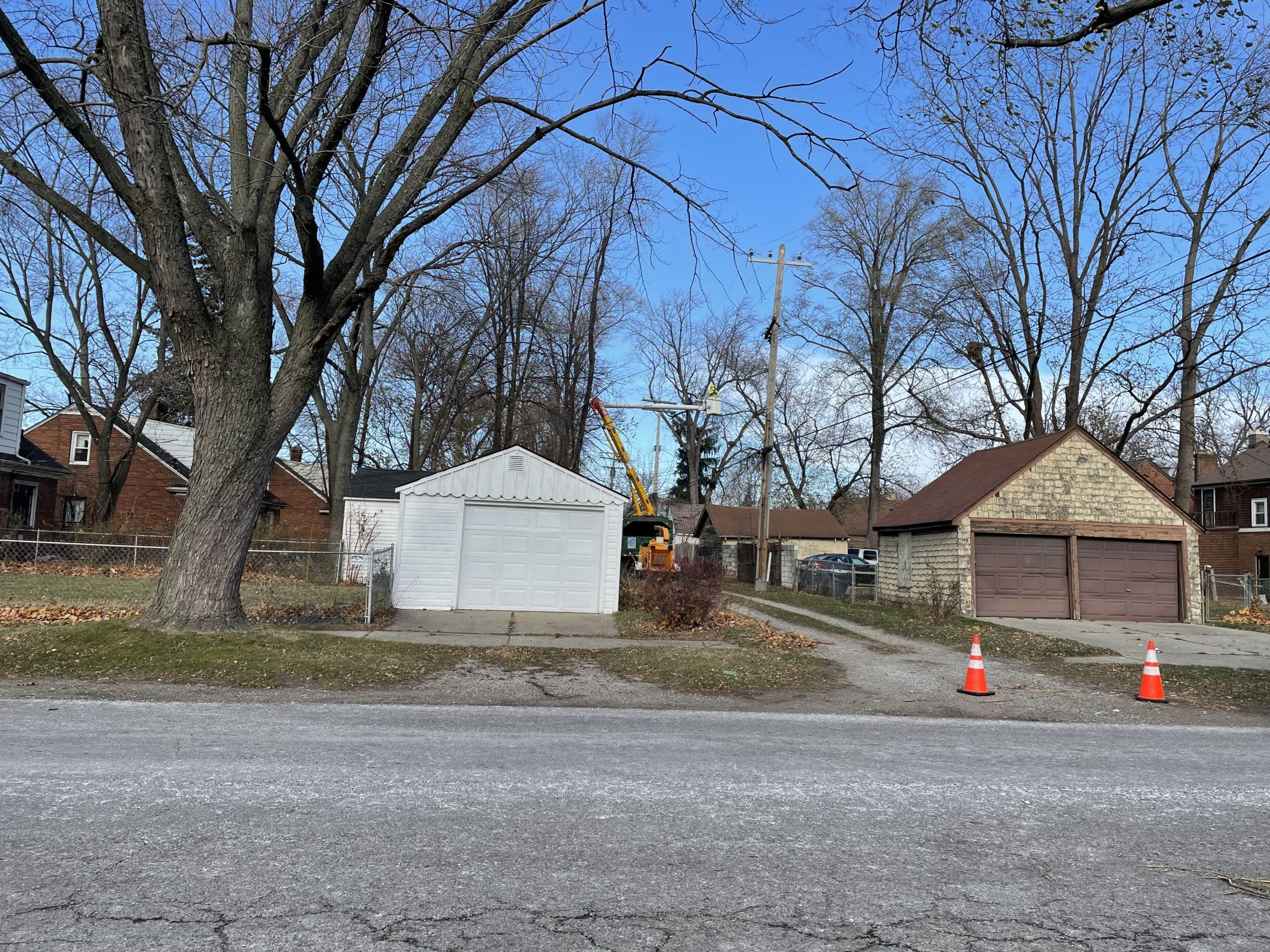 Tree trimmers help improve service in Grandmont-Rosedale neighborhood ...