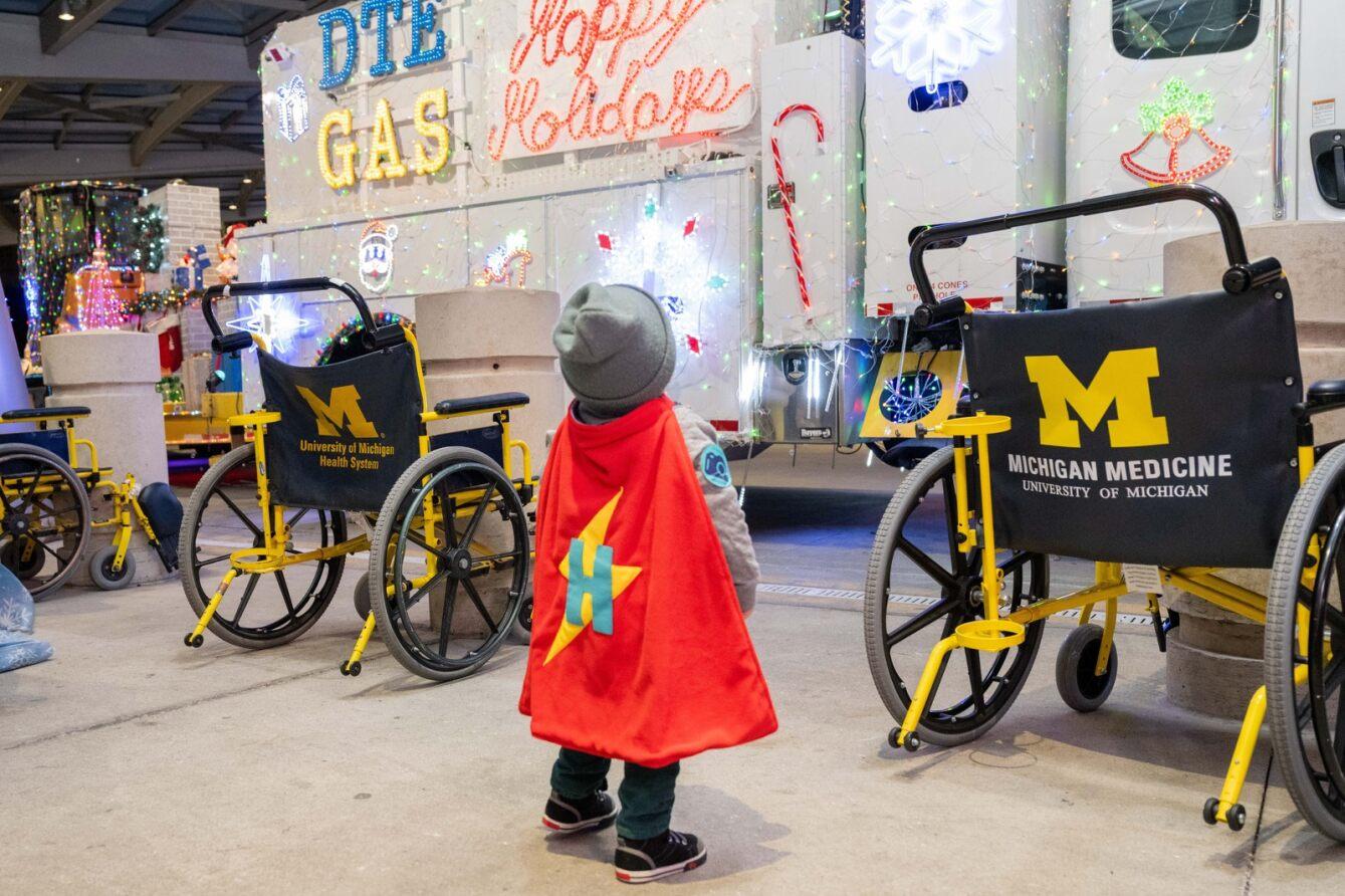 DTE lights up the holiday season - Empowering Michigan